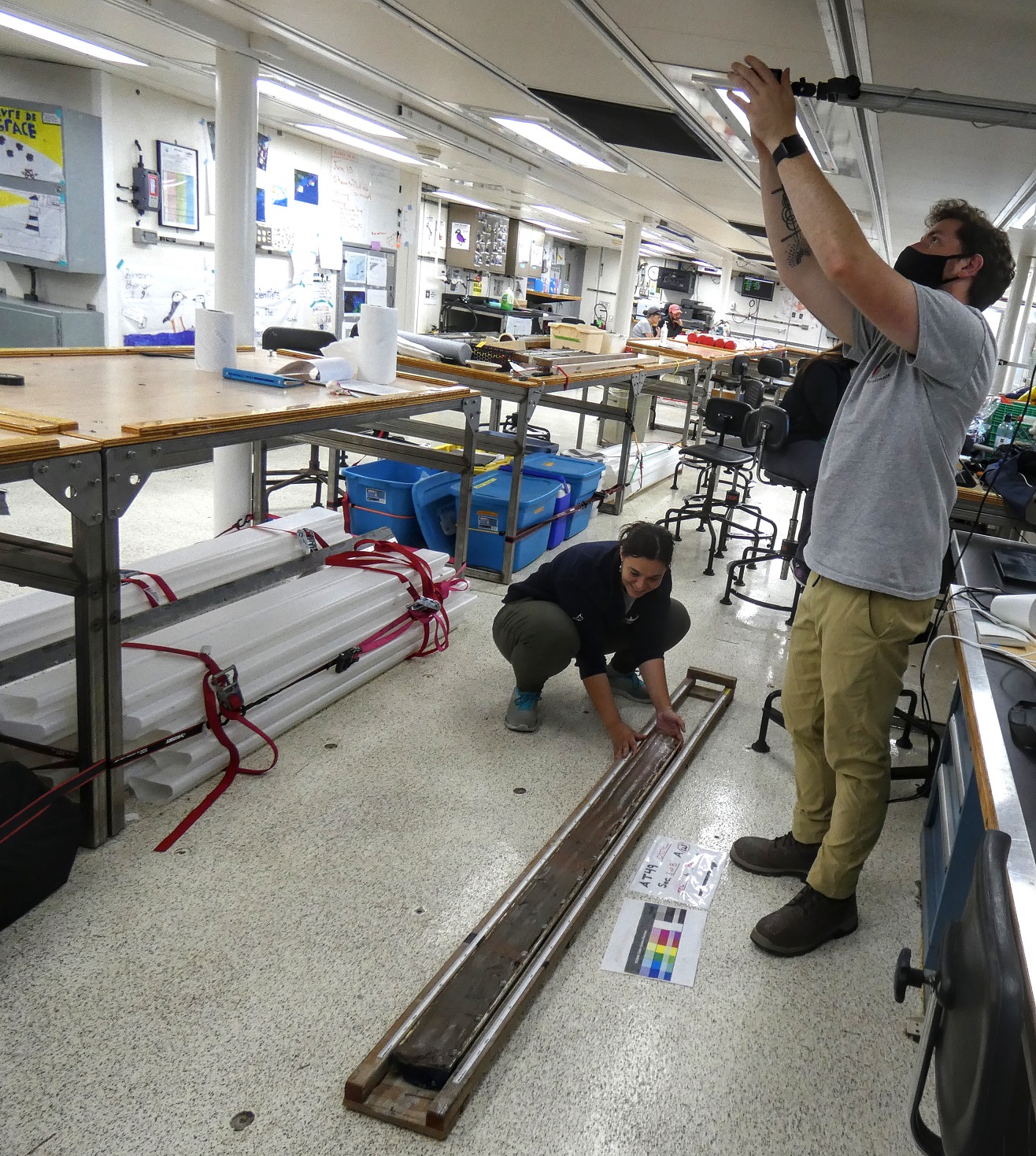 Scientist’s Guide to Describing Mud – PUFINS at Sea